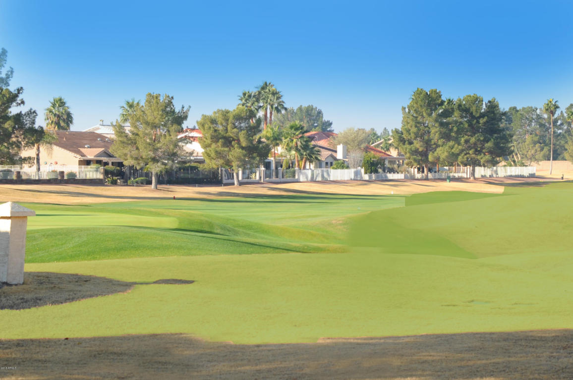 Enjoy Sun Lakes AZ living at 351 W. Beechnut Place today!